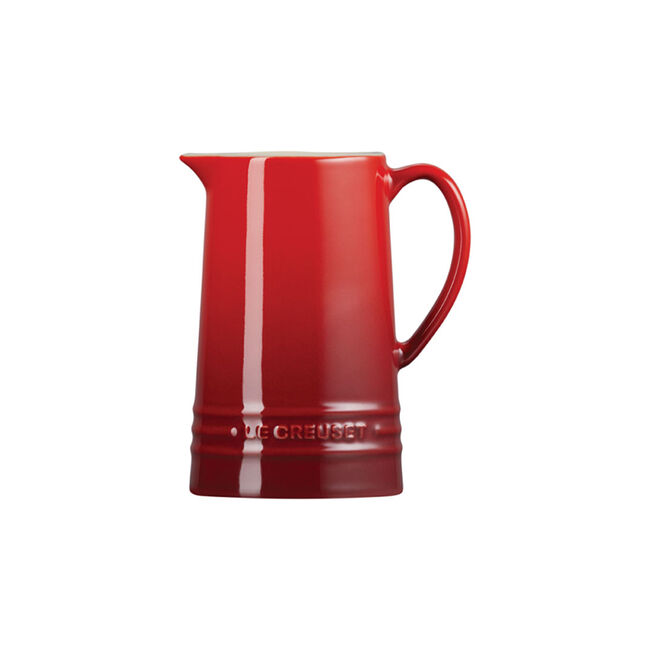 Signature Petite Pitcher | Le Creuset® Official Site