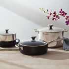 Toughened Non-stick PRO Saute Pan | Le Creuset®