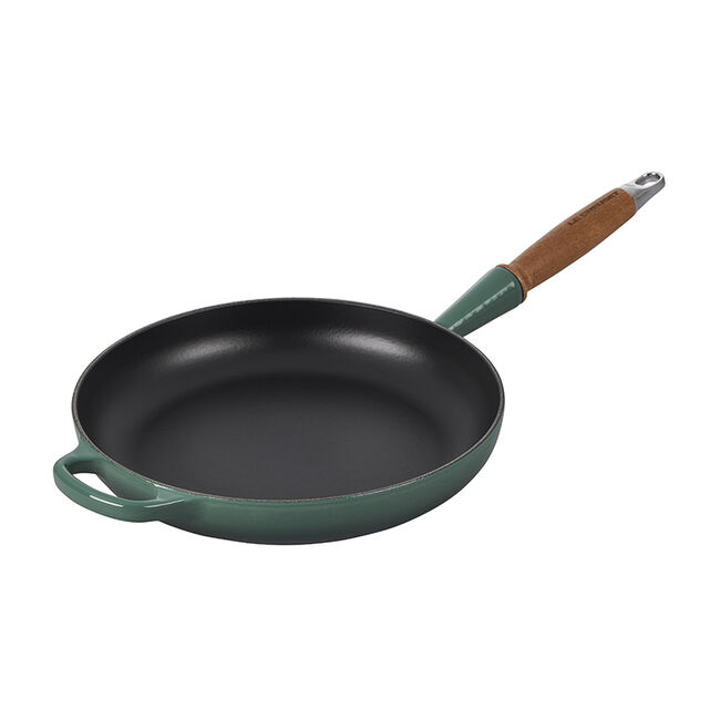 Alpine Wood Handle Fry Pan | Le Creuset®