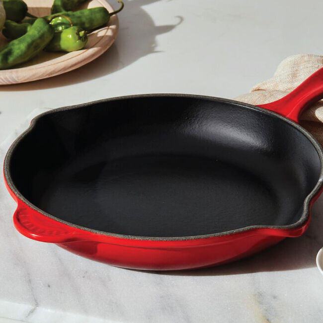 Traditional Cast Iron Skillet | Le Creuset®