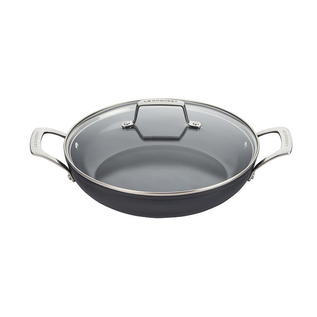 Essential Non-stick Ceramic Shallow Braiser with Glass Lid | Le Creuset®