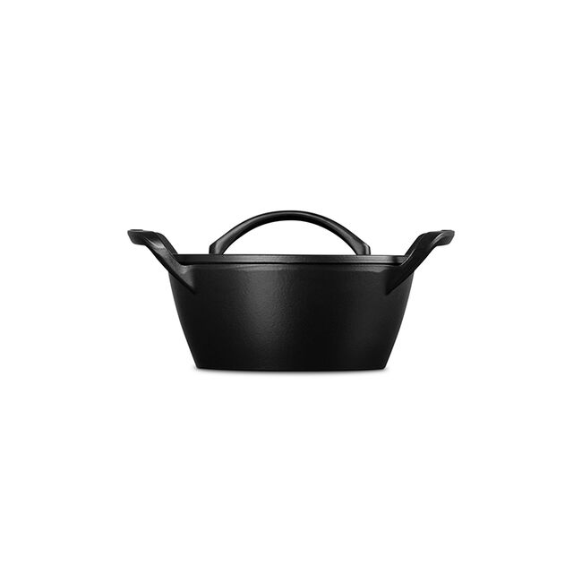 Alpine Outdoor Collection Round Dutch Oven | Le Creuset®