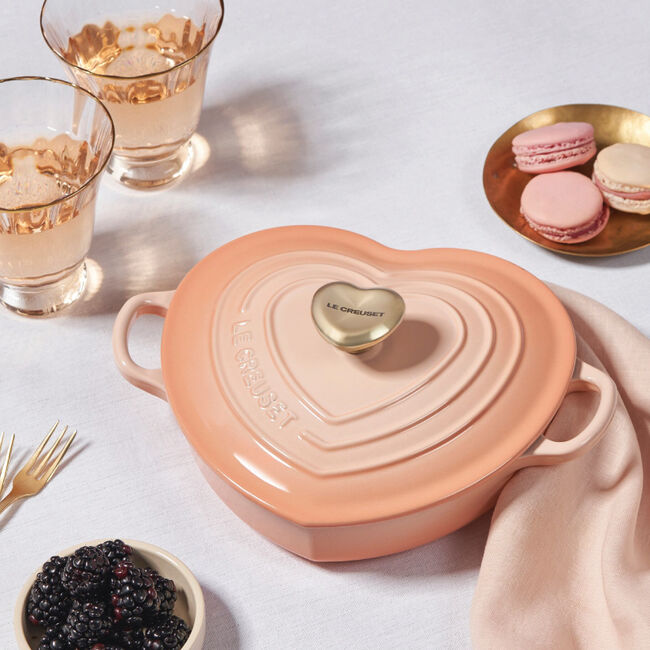 Shallow Heart Cocotte with Light Gold Heart Knob | Le Creuset®