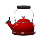 Classic Whistling Kettle | Le Creuset®