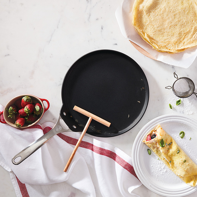Toughened Non-stick PRO Crepe Pan | Le Creuset®