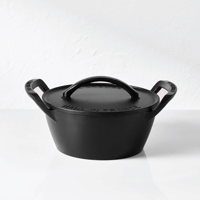 Alpine Outdoor Collection Round Dutch Oven | Le Creuset®