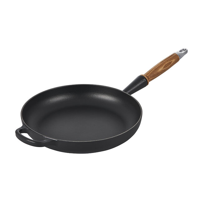 Alpine Wood Handle Fry Pan | Le Creuset®