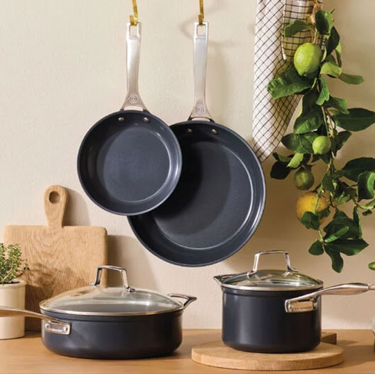 Le Creuset Home | Cookware, Bakeware, Pots, Pans, Skillet, Kitchen ...