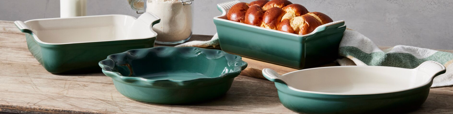 Heritage Bakeware Collection Shop | Le Creuset®