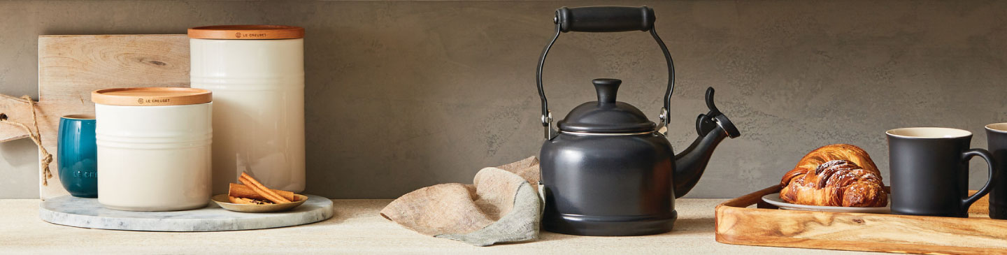 Tea Kettles & Whistling Kettles Shop | Le Creuset® Official Site